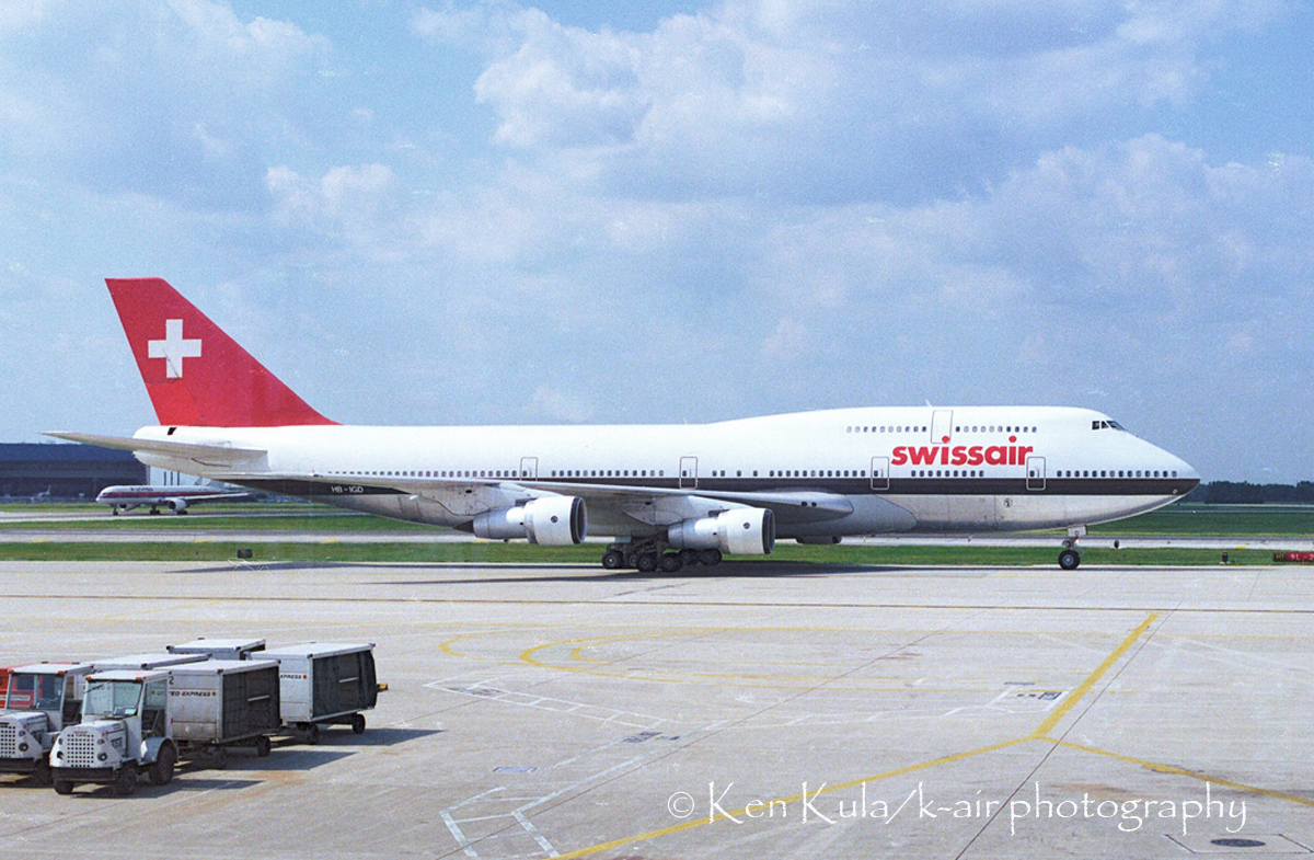 Photo: Boeing B-747-300 at Chicago Illinois – JustAirplanes.net